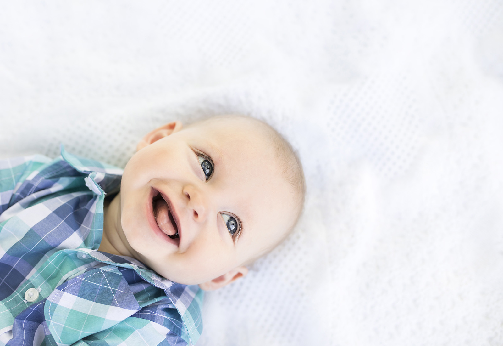 6 Month Old Poses - littleleapling.com